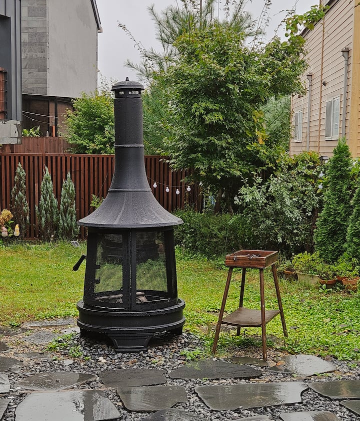 헤이리힐스203
하늘.별. 바람.공기
단독마당 힐링스팟!
최대8인  불멍바베큐
넷플 - Paju-si