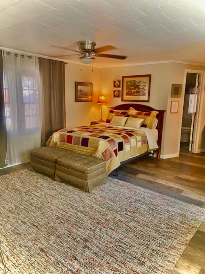 Corsicana Tiny Carriage House Historic District - Corsicana, TX