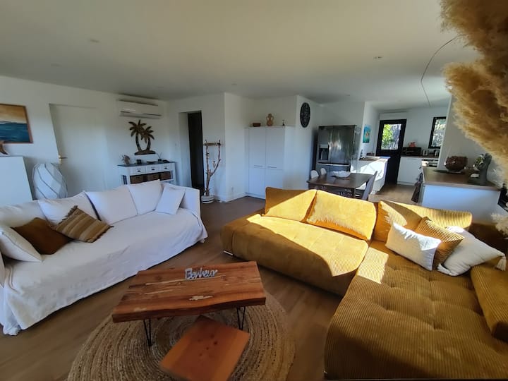 Haut De Villa, 400 M De La Plage Et Proche St Trop - Cogolin