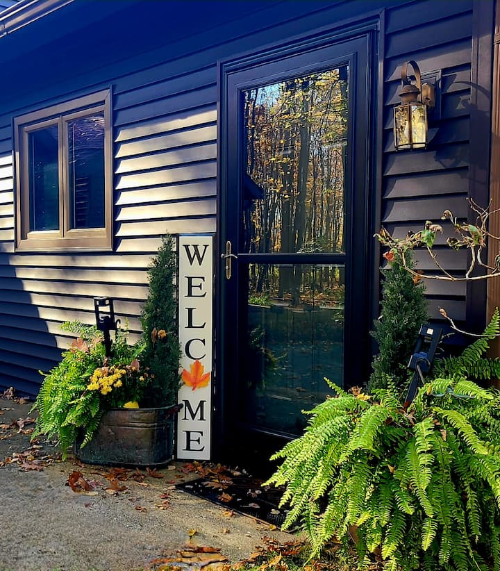 Hottub Towering Trees- Tuck Into Nature - Michigan
