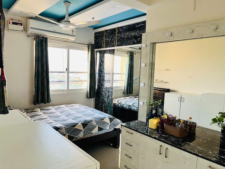 Sparks Aerial View Uhd Tv 5.1 With Amazing View - Chennai