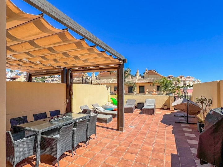 Cosy Family Home With All Amenities - Fuengirola