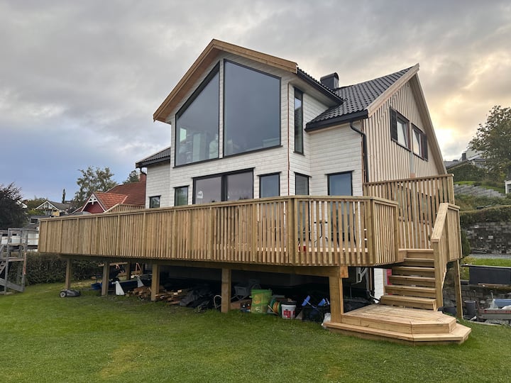 Koselig, Romslig Familiehus Med Hage, Nær Sentrum - Trondheim