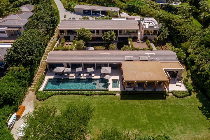 Beachfront Villa|golf Simulator,game Room & Sauna - Punta Mita