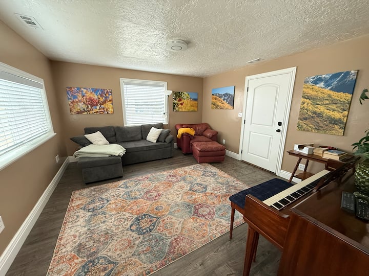 Springville Oasis 2 Br Pet Friendly W/ Mtn Views! - Springville, UT
