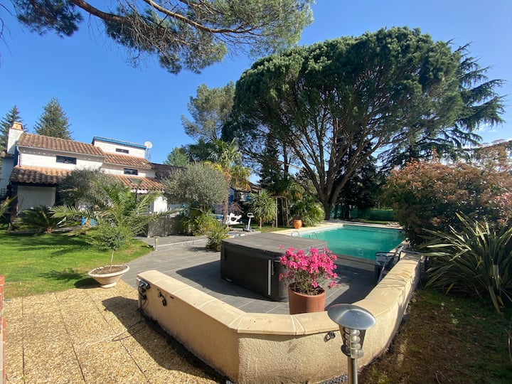 Villa & Spa-sauna-piscine-massages:nirvana Vivant - Beaulieu-sur-Dordogne