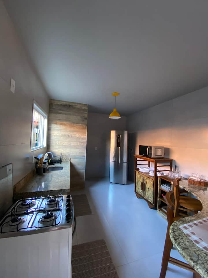 Casa Confortável 
Cachoeira Do Bom Jesus Floripa - Florianópolis