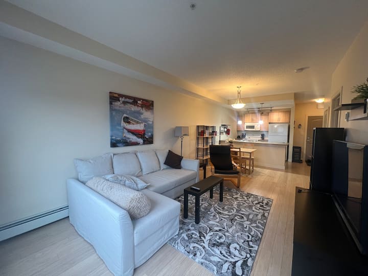 Unique One Bedroom Apartment - Fort McMurray