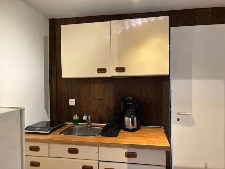Cozy Studio – Quiet, Fast Wi-fi, 10 Mincenter - Brussels