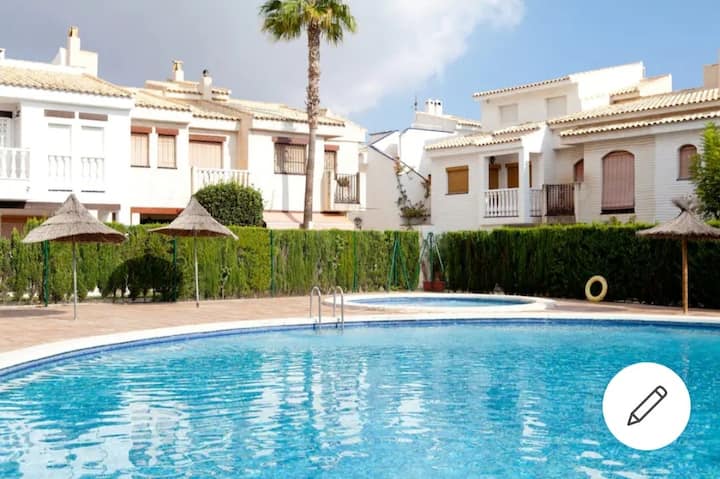 Bonita Casa De Vacaciones - Santa Pola