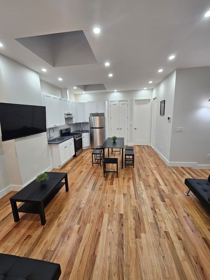 Modern Union St Suite 3br Near Utica Ave Subway - Brooklyn, NY