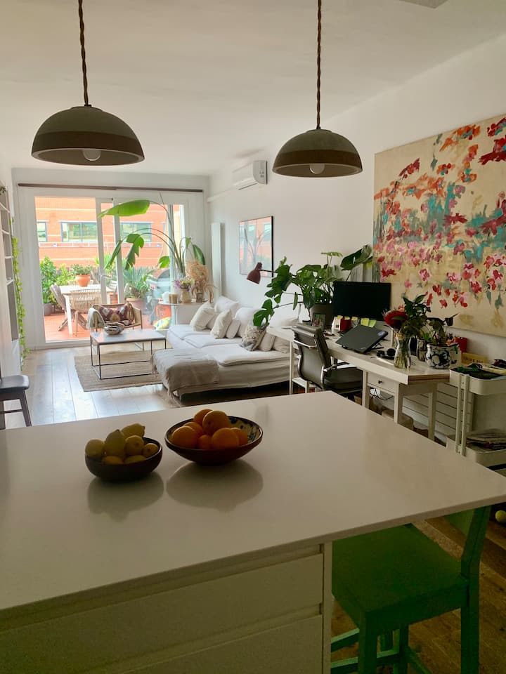 Cozy Penthouse In City Centre - Barcelone