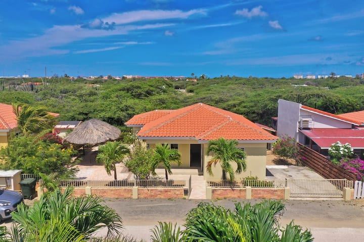 Festina Lente - Aruba