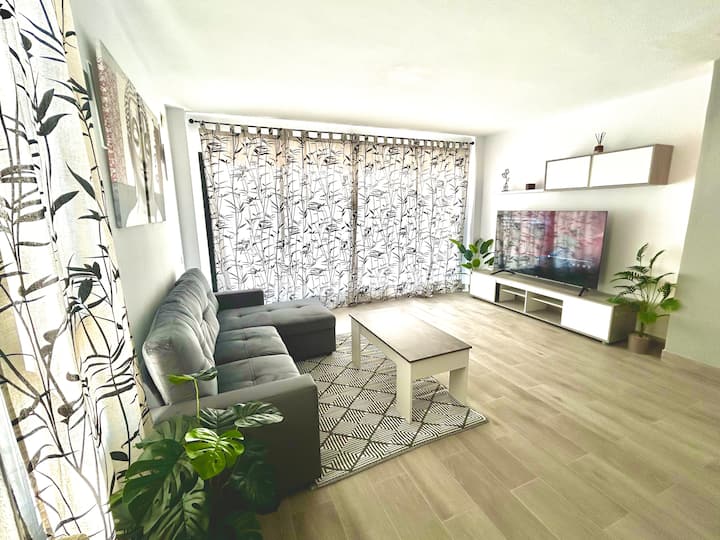 Acogedor áTico En El Centro De Salou Con Piscina - Costa Daurada