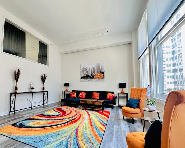 2 Br Contemporary Modern Loft - Mars Hill, IN