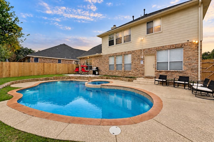 Poolside 4br Home Near Six Flags & At&t Stadium° - Arlington, TX