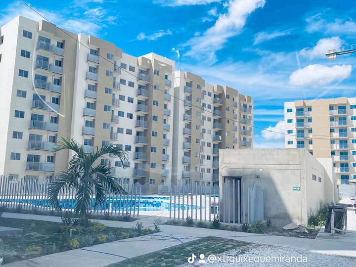 Moderno Apartamento Con Vista A Piscina - Santa Marta, Colombia