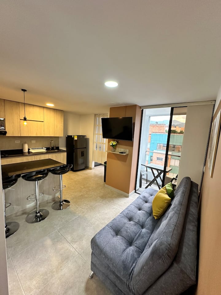 702 Apartamento Laureles Cerca A La 70 Y Estadio - Medellín, Colombia