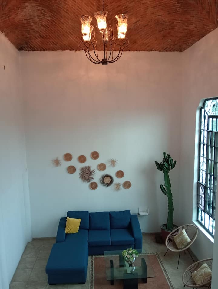 Casa Josefina - Miguel Hidalgo y Costilla Guadalajara Airport (GDL)