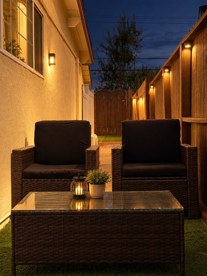 Big Guest Suite | Disney & Conv Center | Parking - Garden Grove, CA