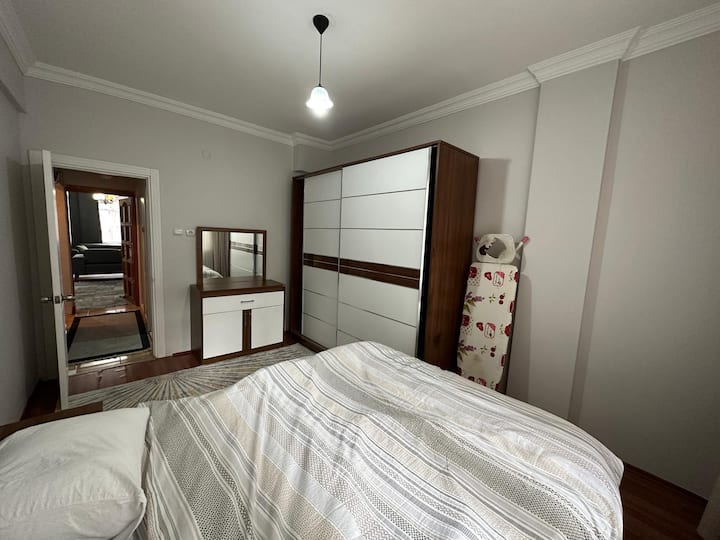 Modern 2br Haven In Vibrant Area - Yeşilköy