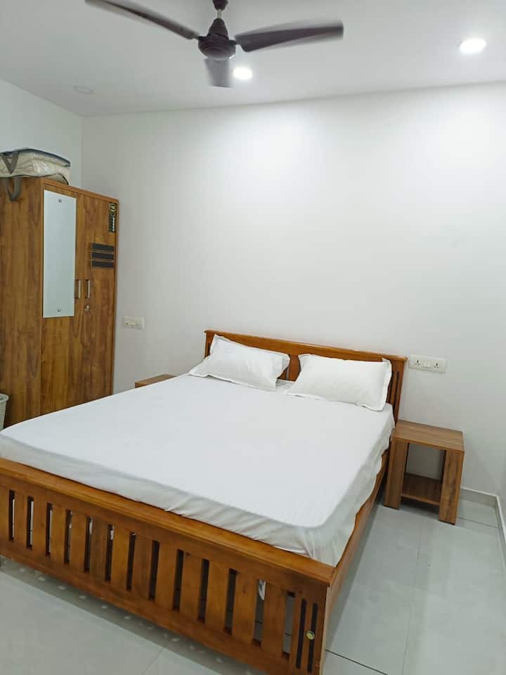 Azizia Apartments 3 (Non Ac Room) - Kozhikode