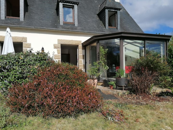 La Maison De La Joie. - Paimpol