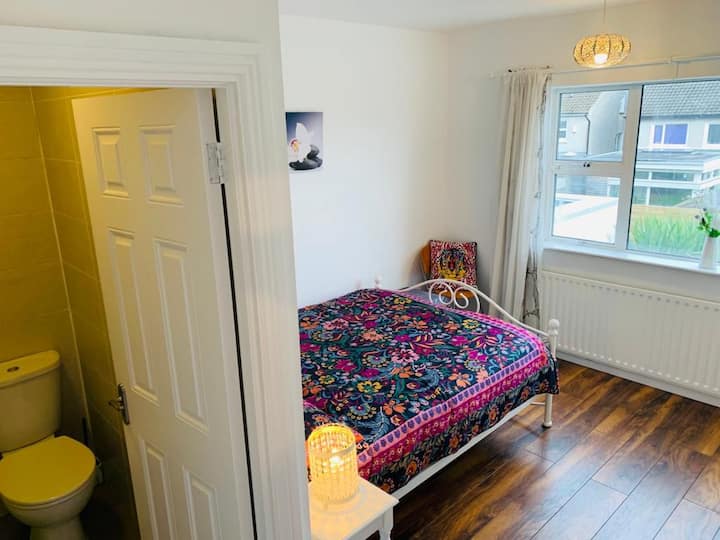Home Away From Home En-suite - Bray
