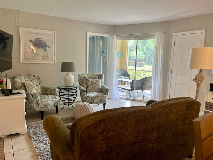 Beautiful 2 Bedroom, 1 Bath With Golf - Estero, FL