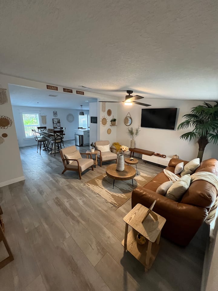Nona Cottage - Orlando International Airport (MCO)