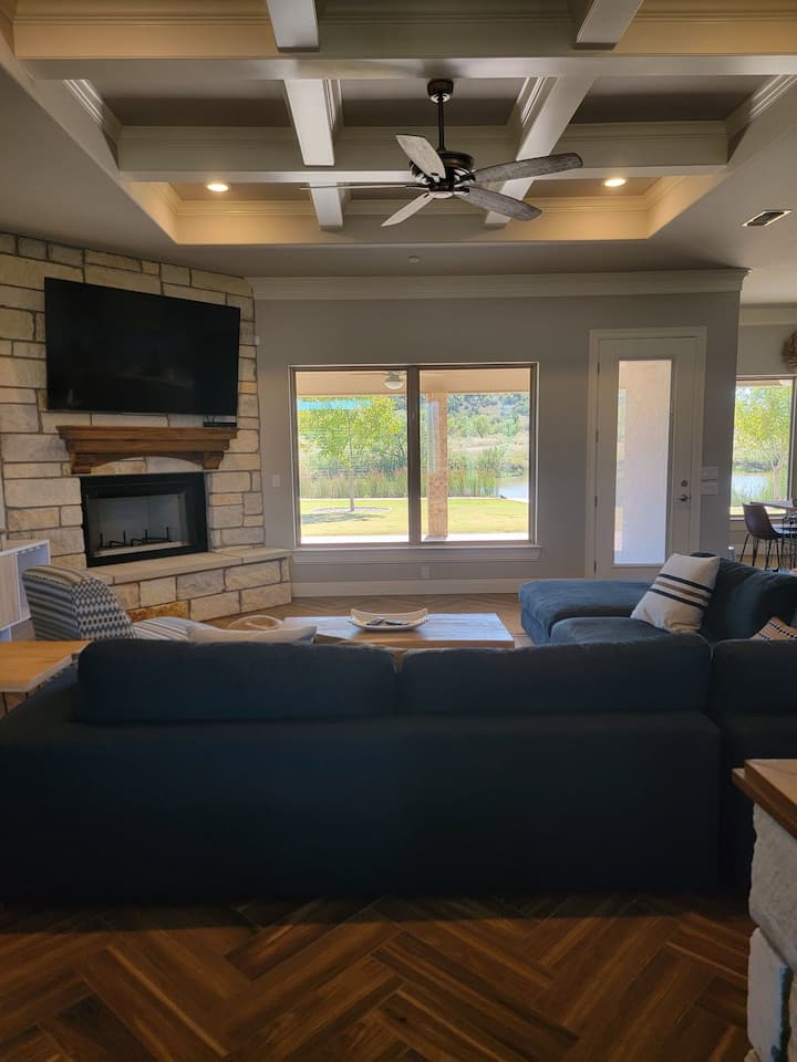Luxury Lake Front Retreat - San Angelo, TX
