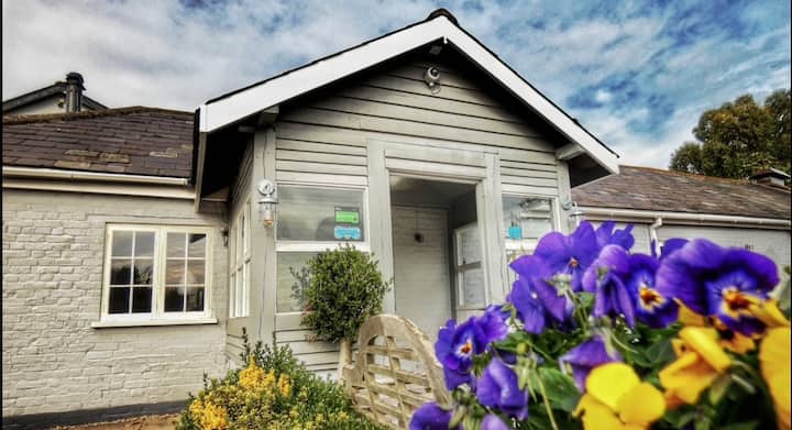 Courtyard Hotel Room With Private Parking - Deal