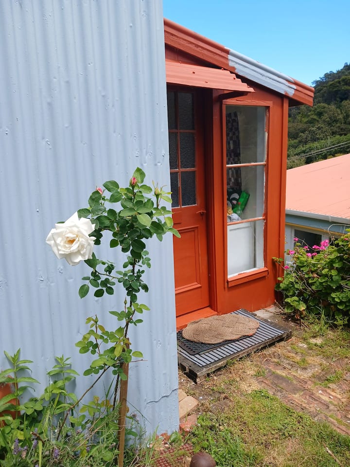 Waiheke Escape
Magic Dwelling - Waiheke Island