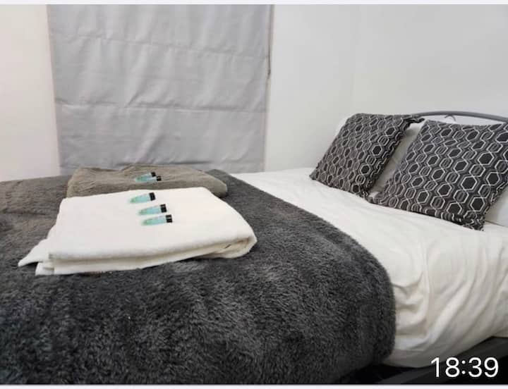 Cozy Guest House - Dartford