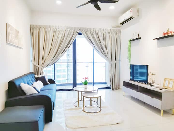 Honey Sweet 3br @ Country Garden(sea View) - Johor Bahru