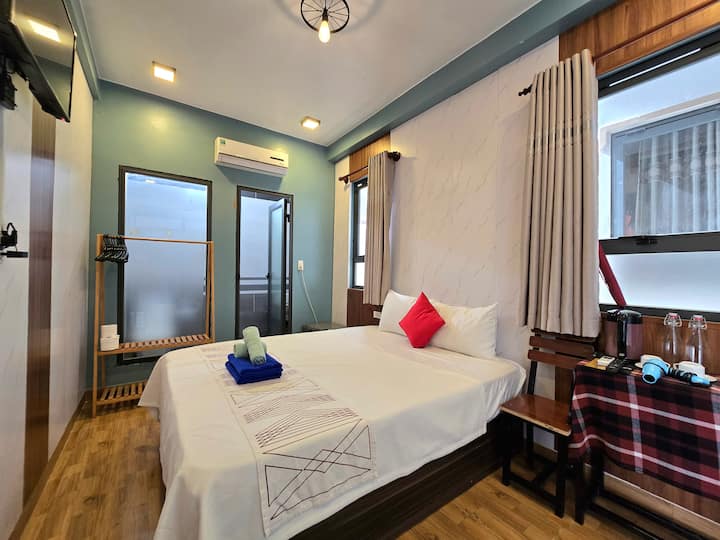 Economy Room - 1 Bed - Phú Quốc