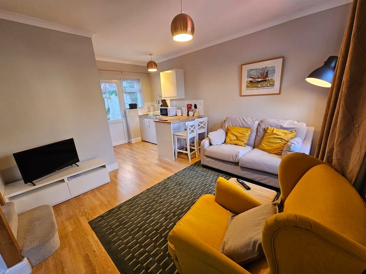 Cosy Self-contained Annex In Quiet Location - Budleigh Salterton