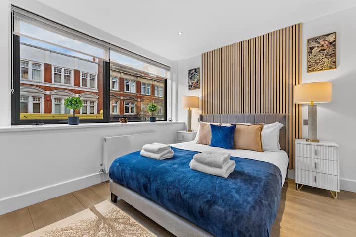 Spacious Luxury Two Bedroom Flat - Central London - Croydon