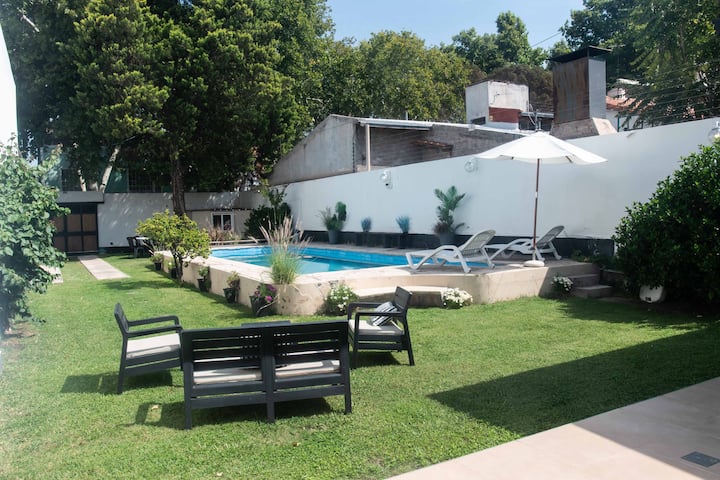 Hermosa Casa En El Centro Con Pileta - Mendoza