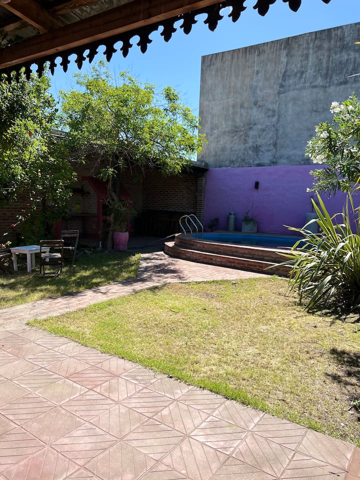 La Nicolás Ocampo - 