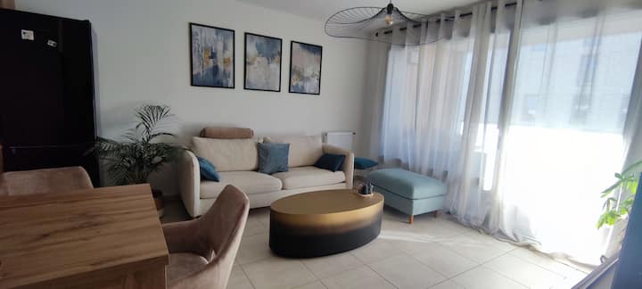 Logement Neuf Avec Garage Bron Hôpitaux Est - Bron