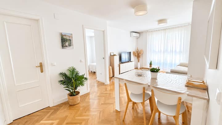 Apartment With Garage "Las Rozas Centro". - Boadilla del Monte