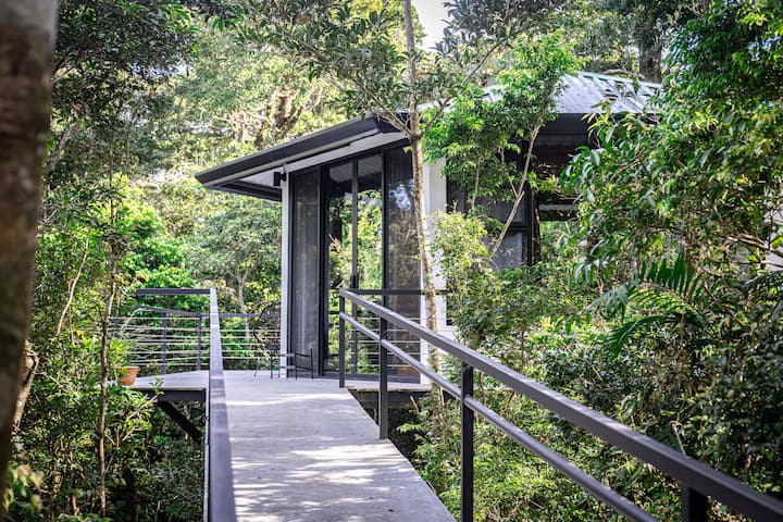 Canopy Studio With Scenic Views
- Chalet  #4 - Monteverde
