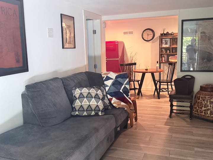 Private Oakland Hills Apartment - Oakland, CA