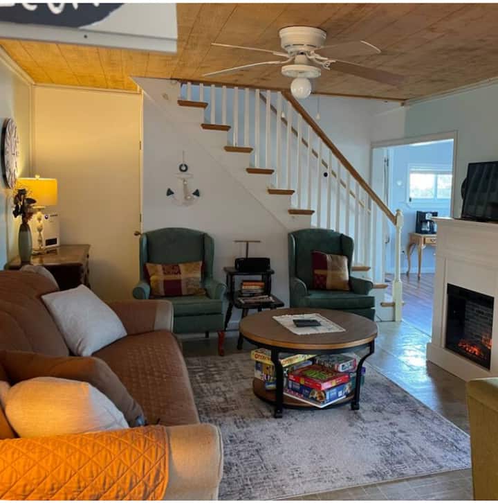 Centerview, Kayak-swim-hike- Relax - Harpswell, ME