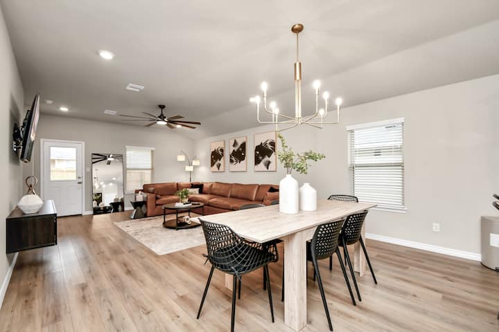 The Chief’s House - Bryan, TX