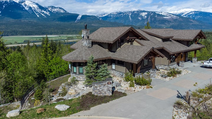 Tamarack Lodge - Alberta