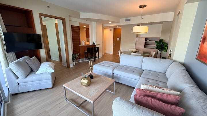 Brickell Apartment Ocean Views - Miami, FL