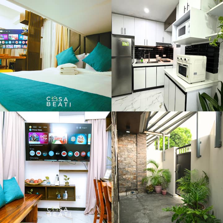 Ground Floor W/ Private Gate Wi-fi Kitchen Parking - Las Piñas