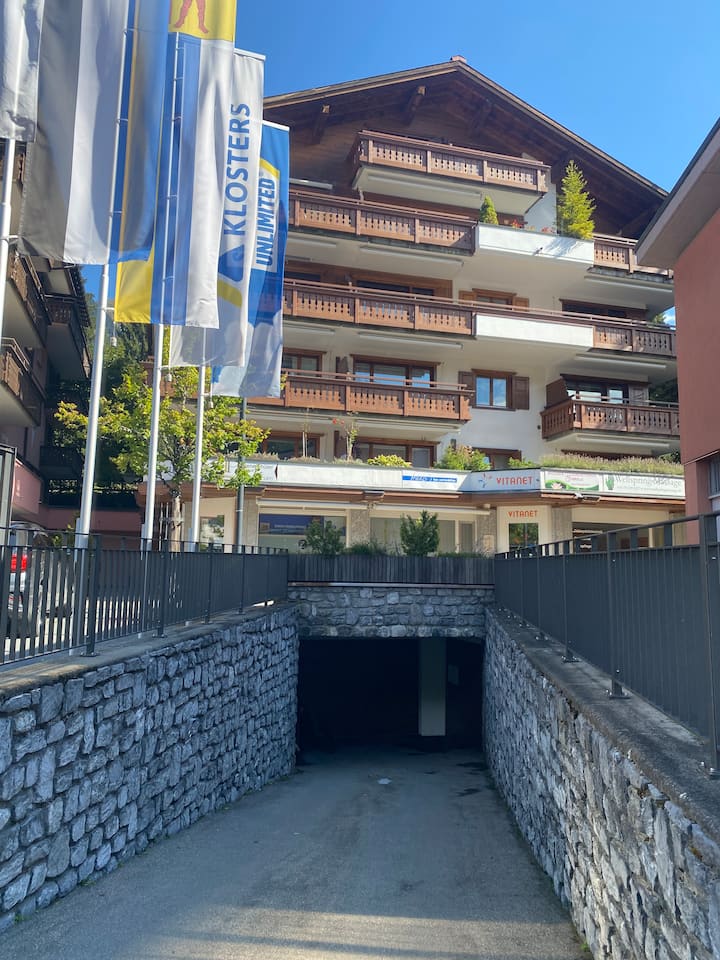 Klosters Platz - Prime Location - 3.5 Apartment - Klosters-Serneus